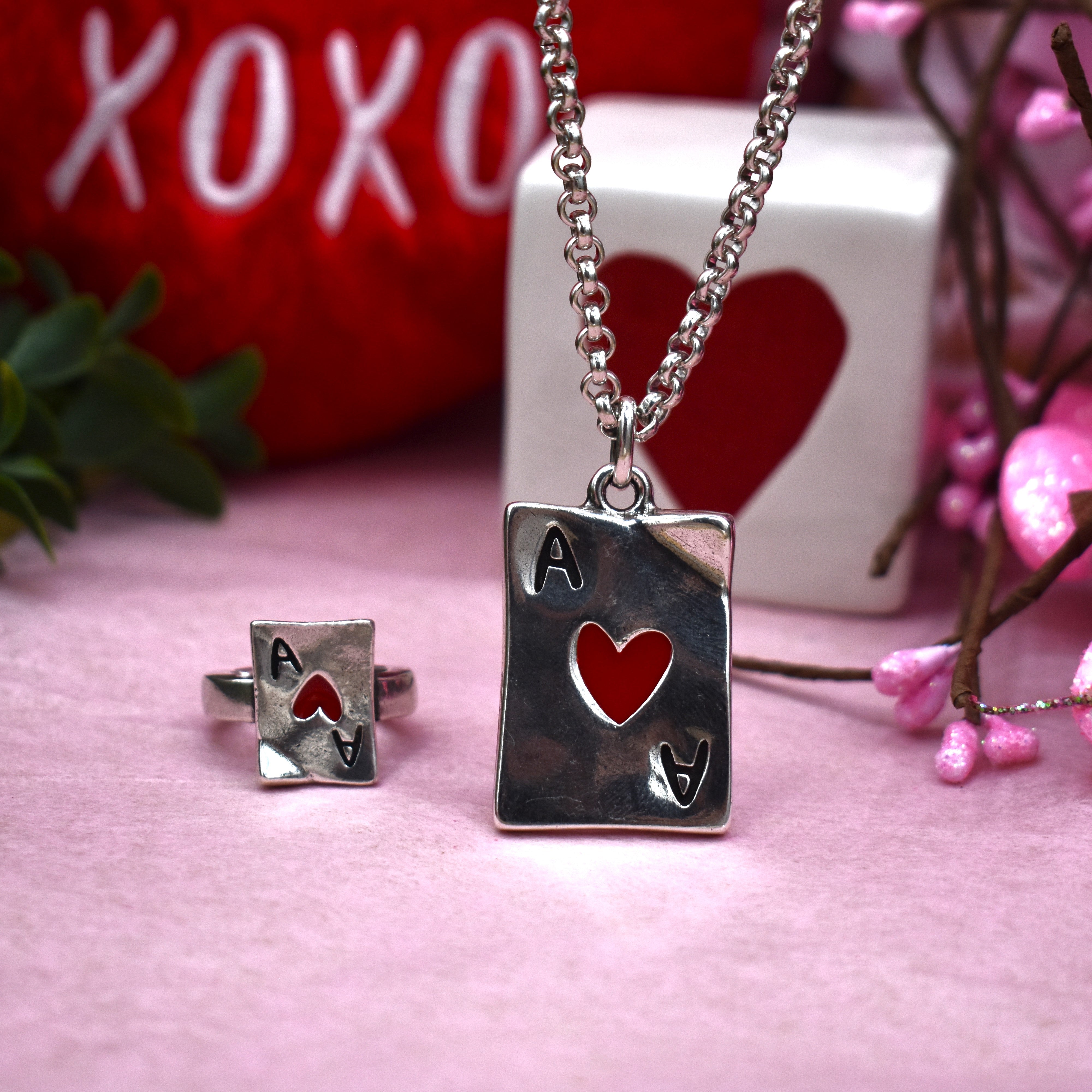 "AS de Corazones" by LaMala & LaFea – Cecilia & Co.